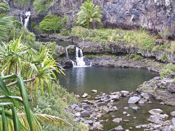 Contract awarded to clean up Oheo pools | News, Sports, Jobs - Maui News